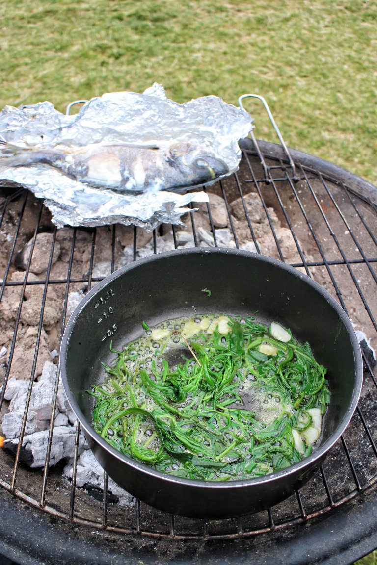 Cheap and Easy Camping Recipes – The Helpful Hiker